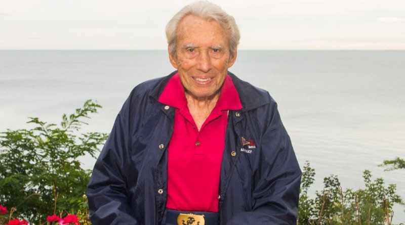 Larry Klairmont. (Photo by Lois Bernstein) - Imperial Realty Company